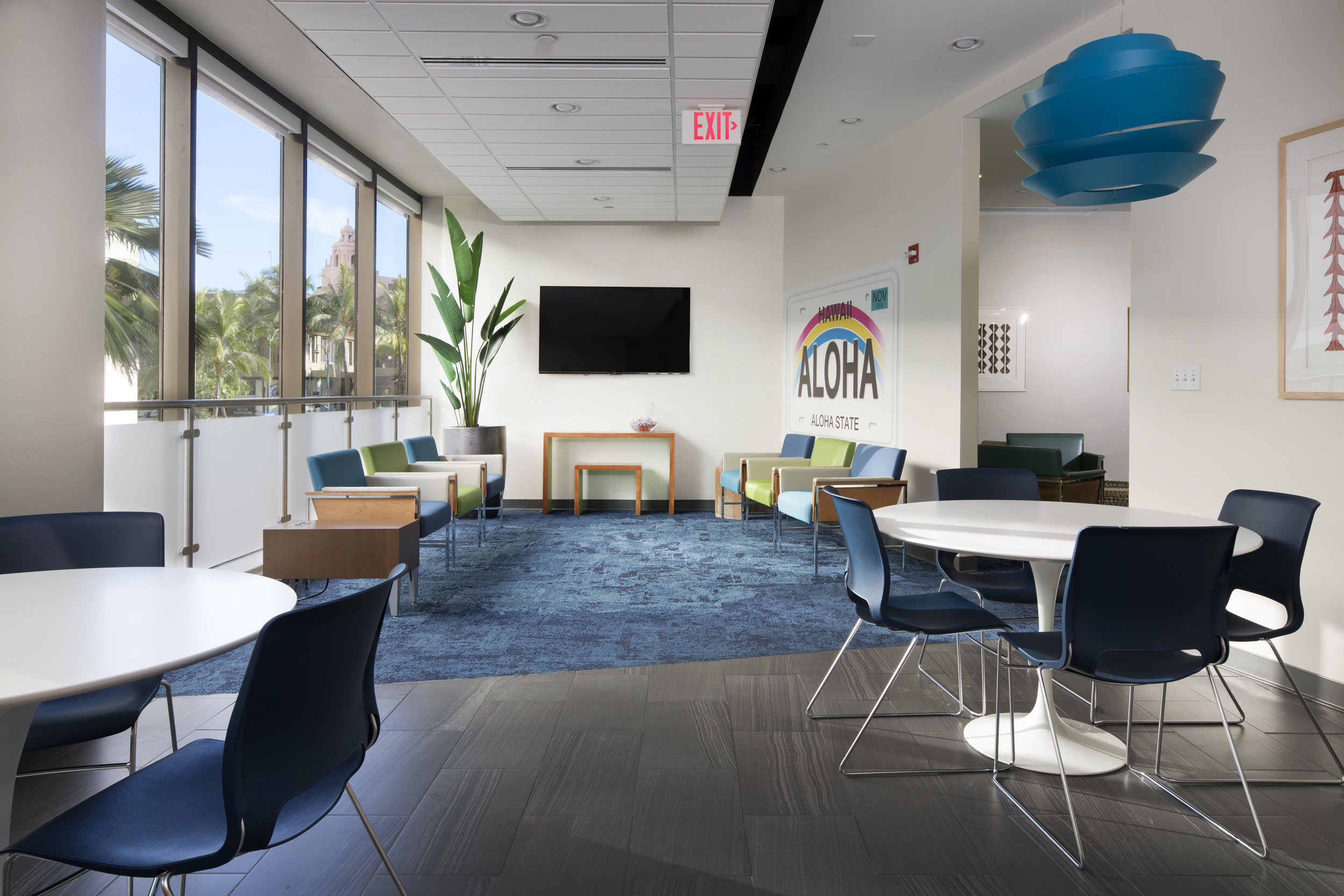 Ma'hallo Lounge - District Architects