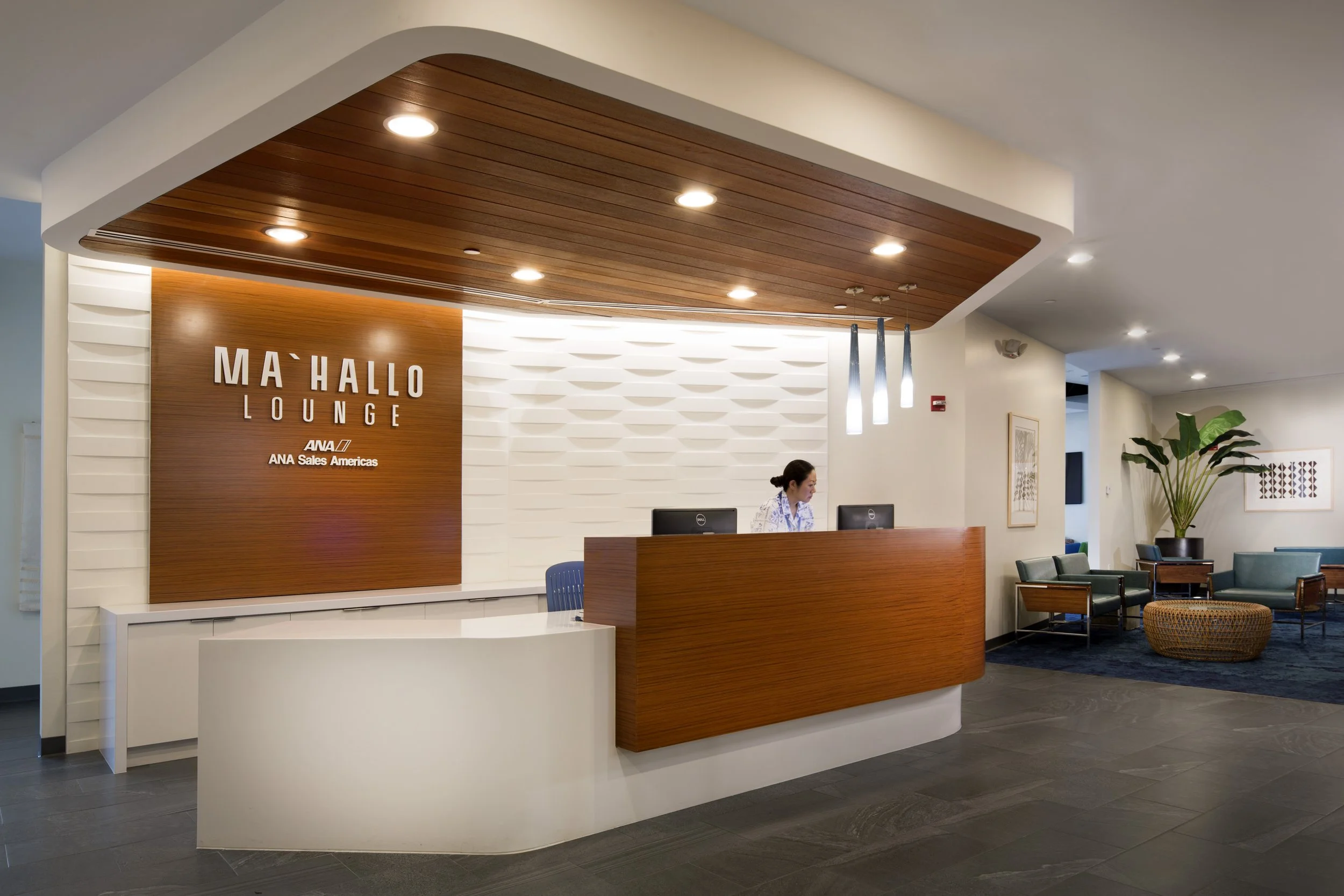 Ma'hallo Lounge - District Architects