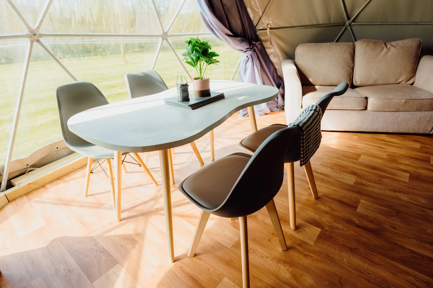 Glamping Domes With a Hot Tub | Original Domes — Beavers Retreat Glamping