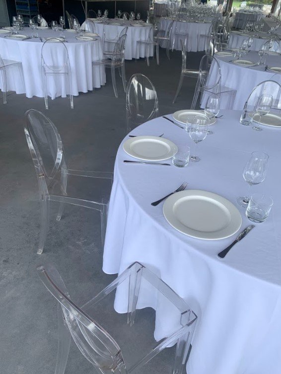 Round Tables — Love Club