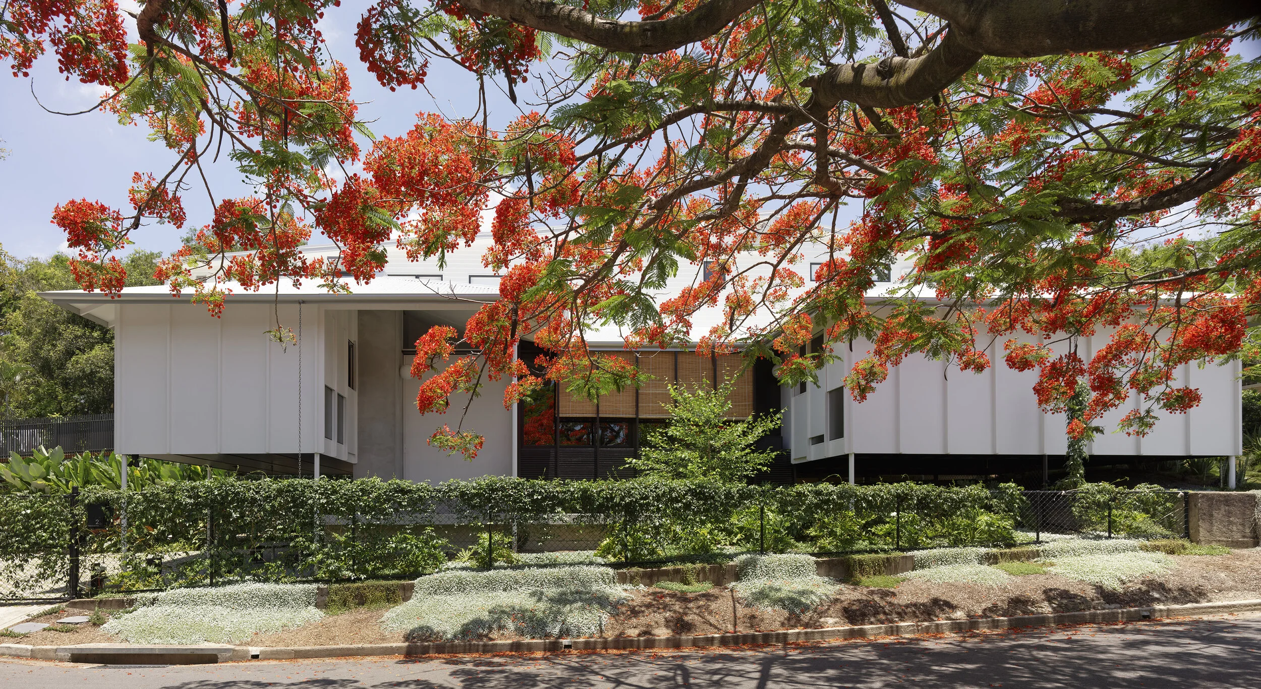 JOHN ELLWAY. ARCHITECT — Three House