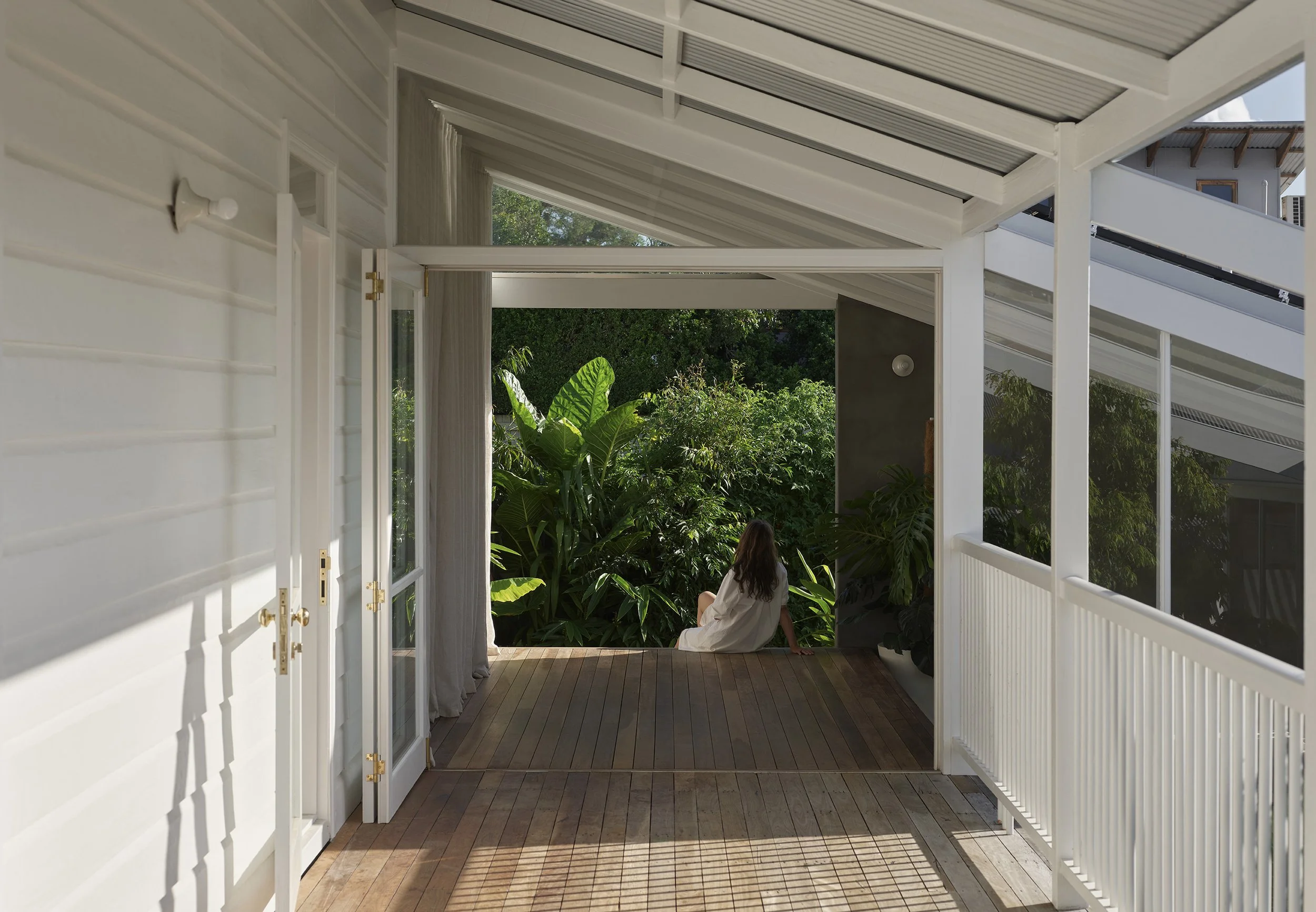 JOHN ELLWAY. ARCHITECT — Cascade House