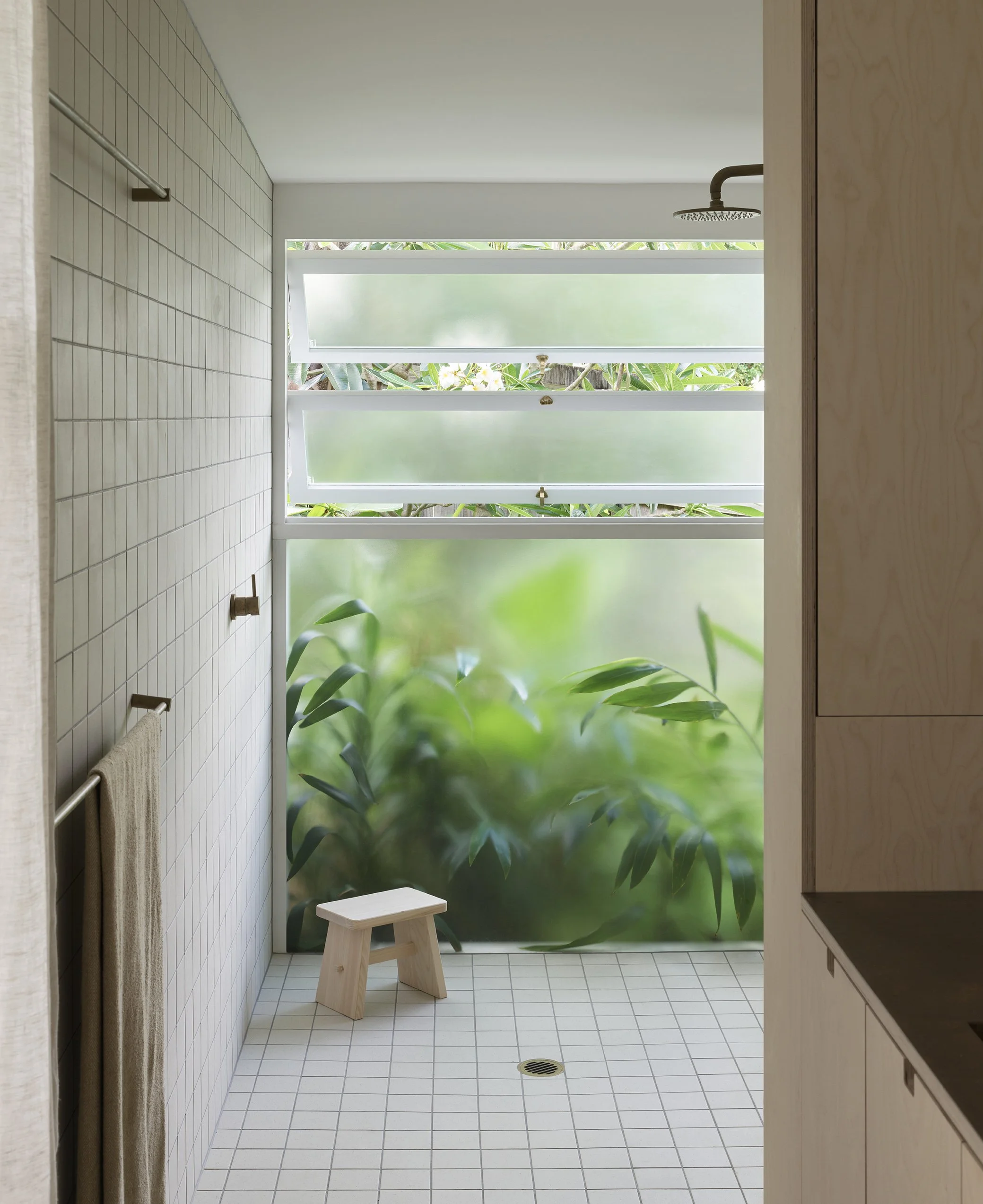 JOHN ELLWAY. ARCHITECT — Cascade House