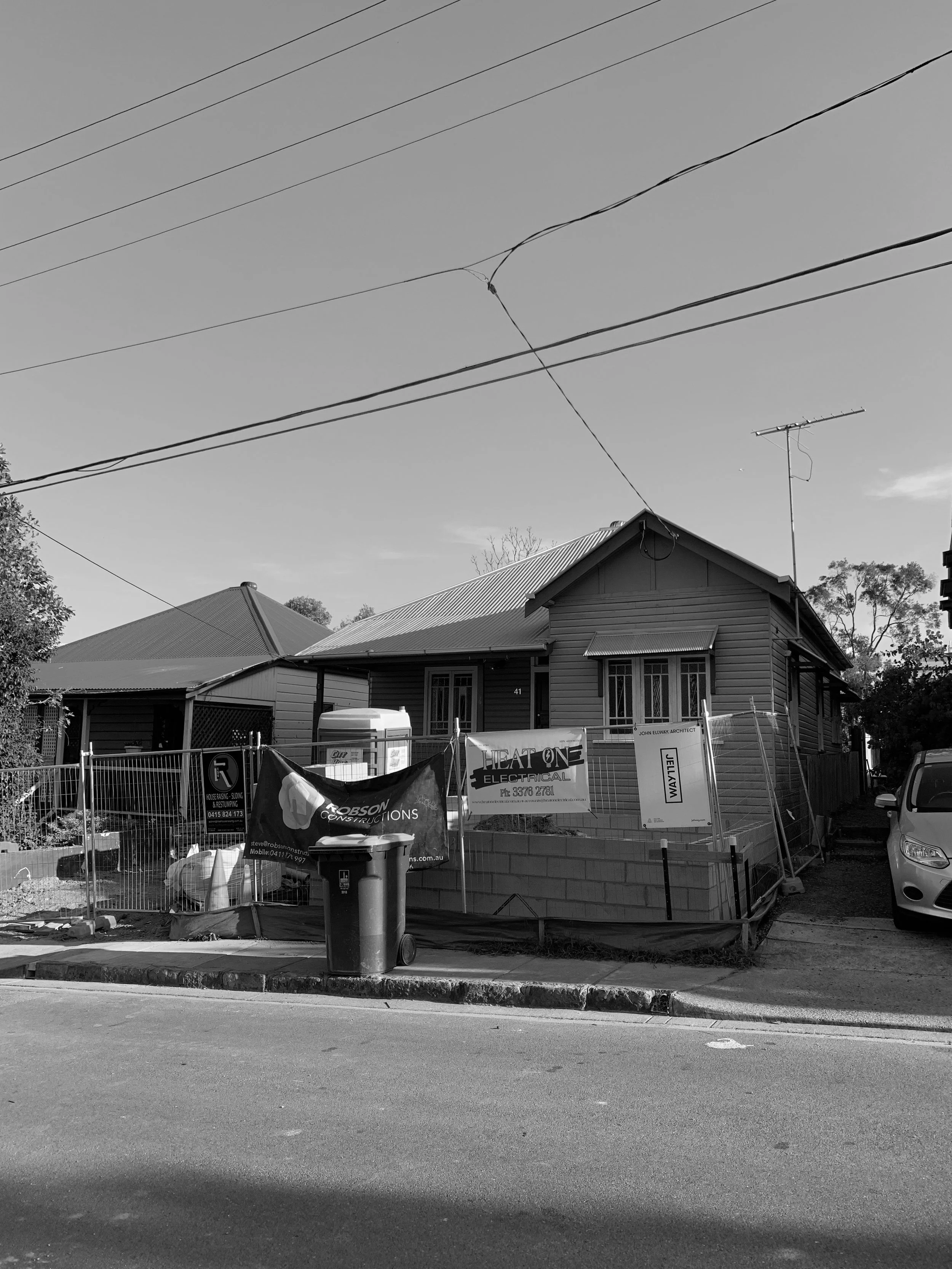 JOHN ELLWAY. ARCHITECT — Hopscotch House