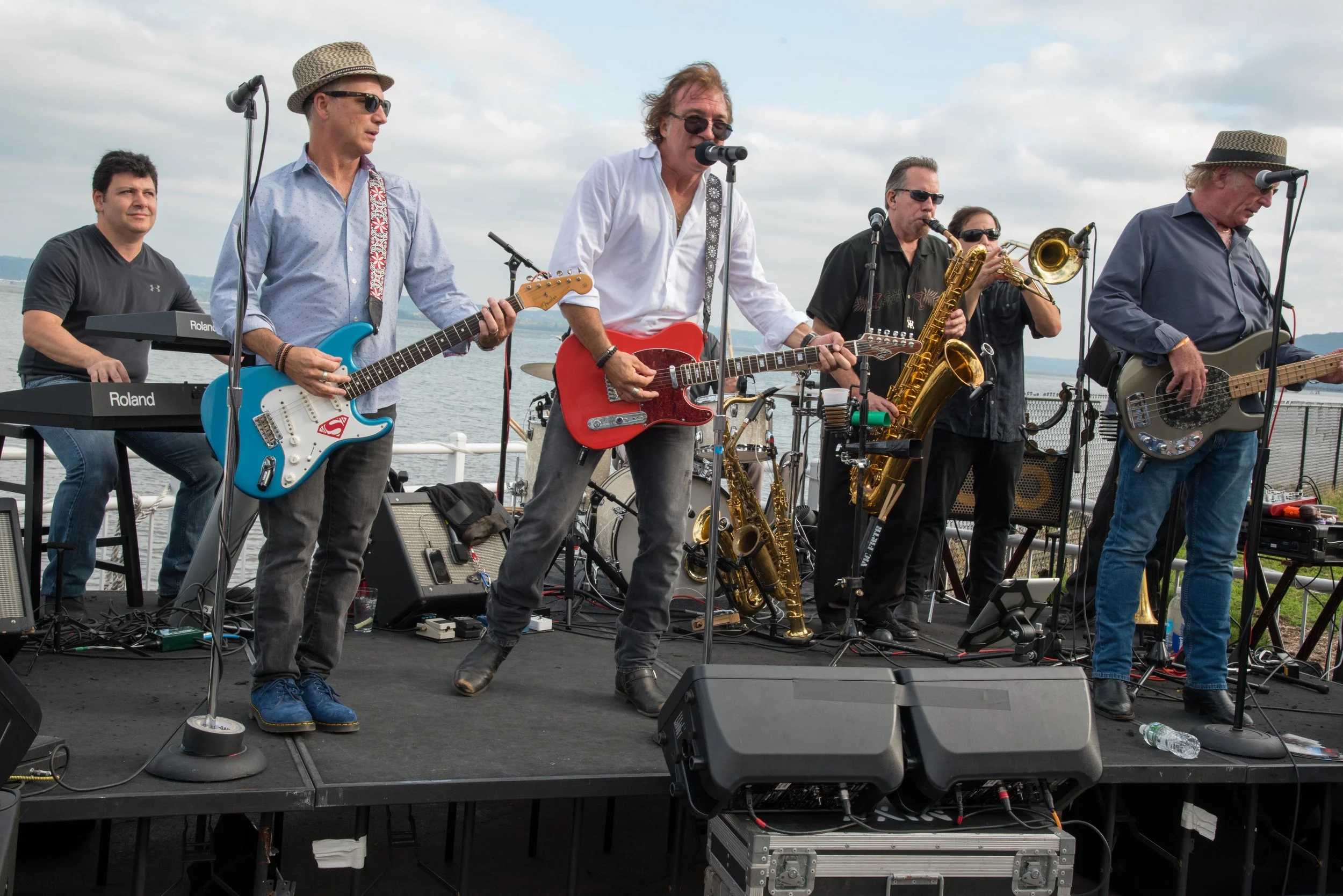 Mighty Spectrum Band