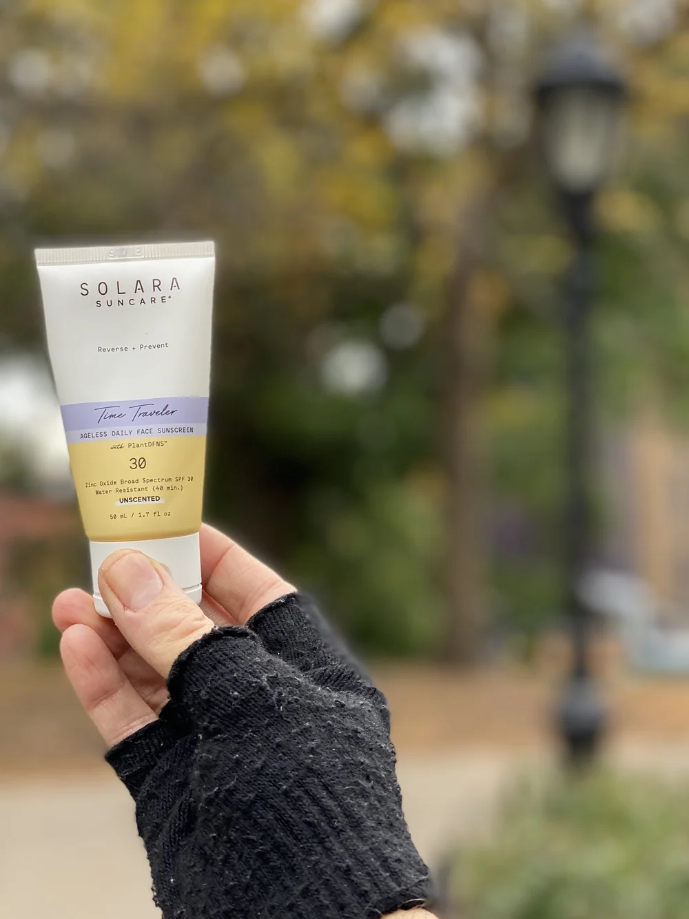 COOL CLEAN FACIAL SUNSCREENS TO KEEP US SAFE AND SMILING IN THE SUN!