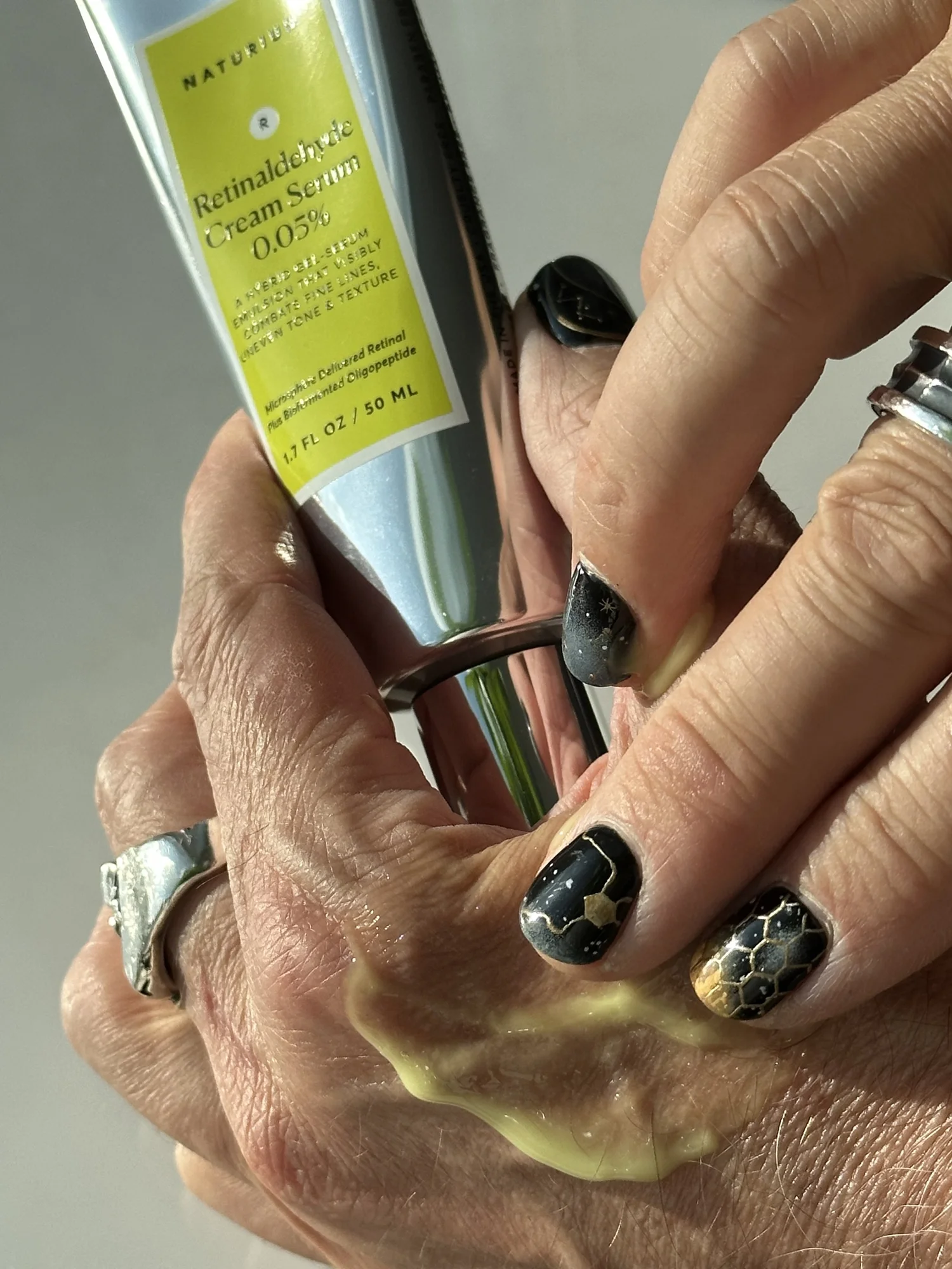 PROS & CONS NATURIUM RETINALDEHYDE CREAM SERUM 0.05% PRODUCT REVIEW ...