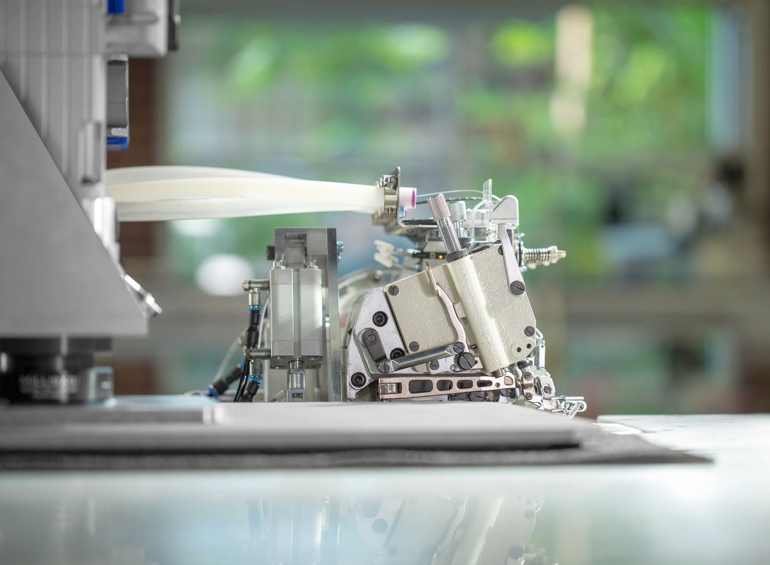 THE APPAREL MARKET SHIFTS TOWARDS AUTOMATION AND NEAR SHORING OF ...