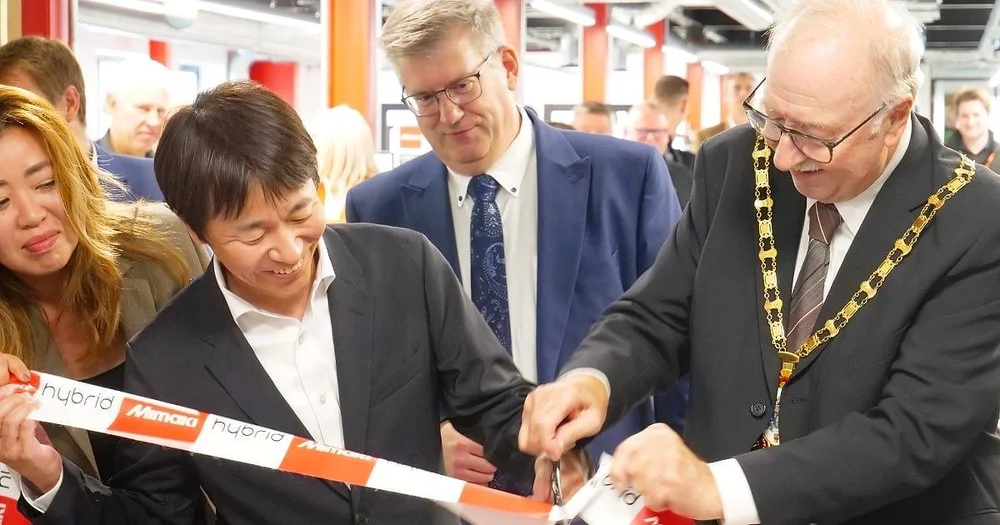 Hybrid Services Unveils New Showroom to Showcase Mimaki's Latest ...