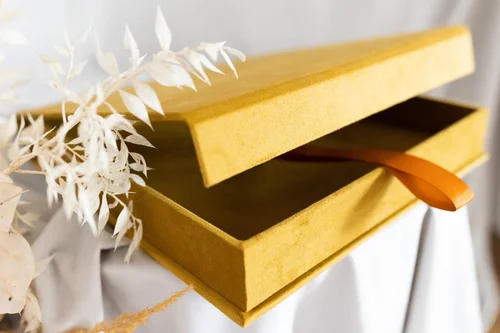 Presentation Boxes — QT Albums