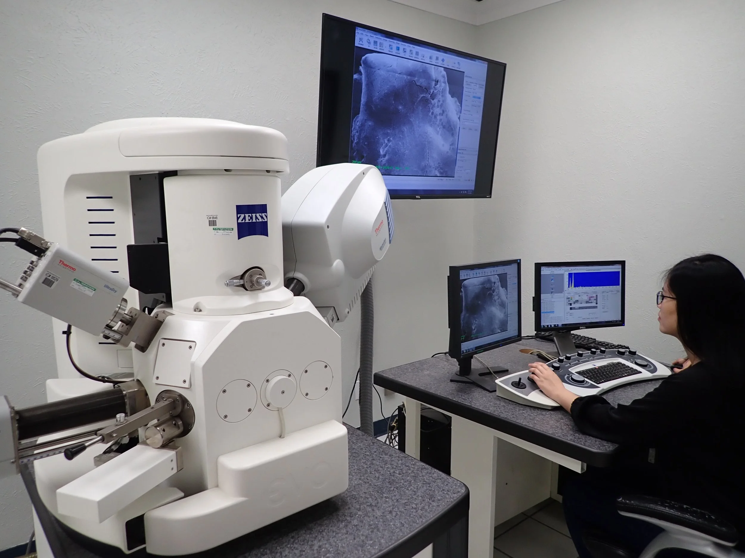 Scanning Electron Microscopy — Metallurgical Engineering Services