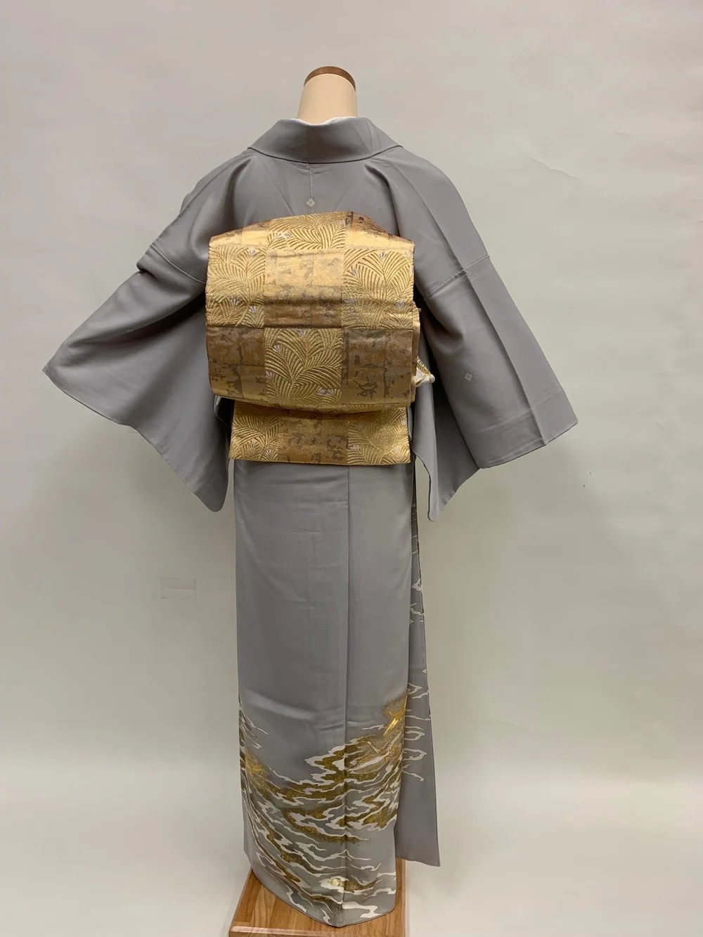 Irotomesode Kimono
