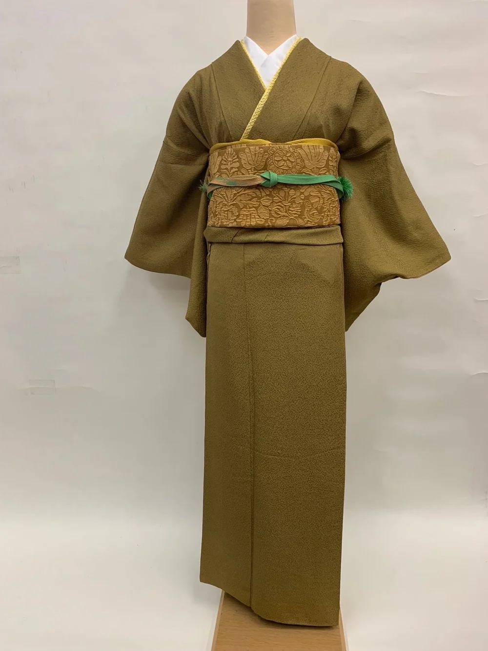 Iromuji Kimono