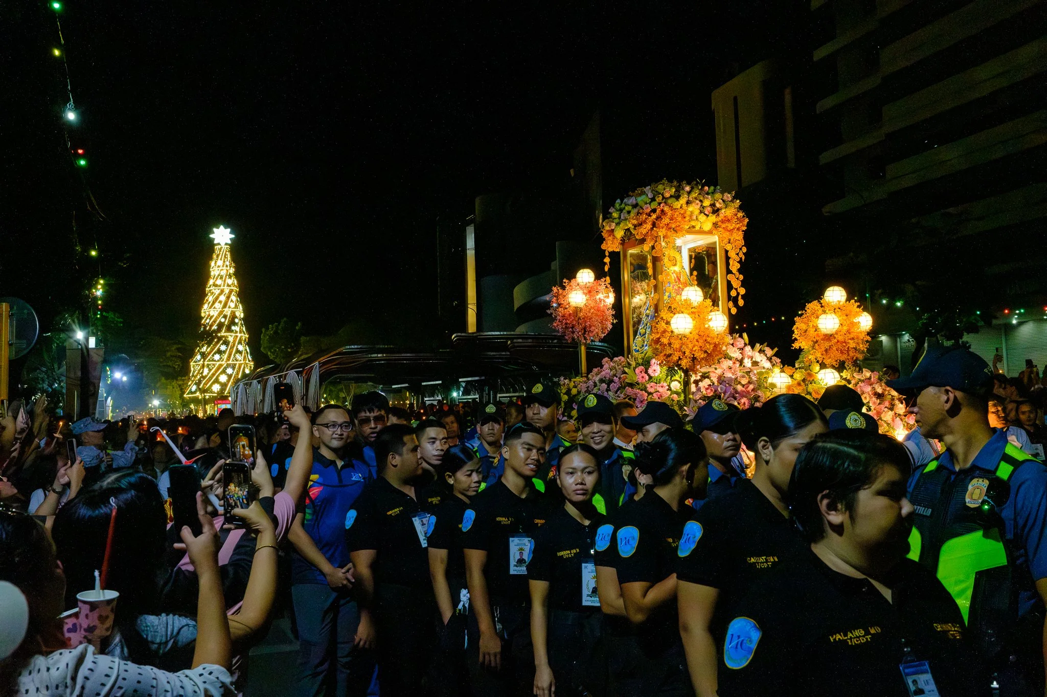 Walking with Mary: Faith at Dawn in Cebu City, Philippines by Ubo Pakes ...