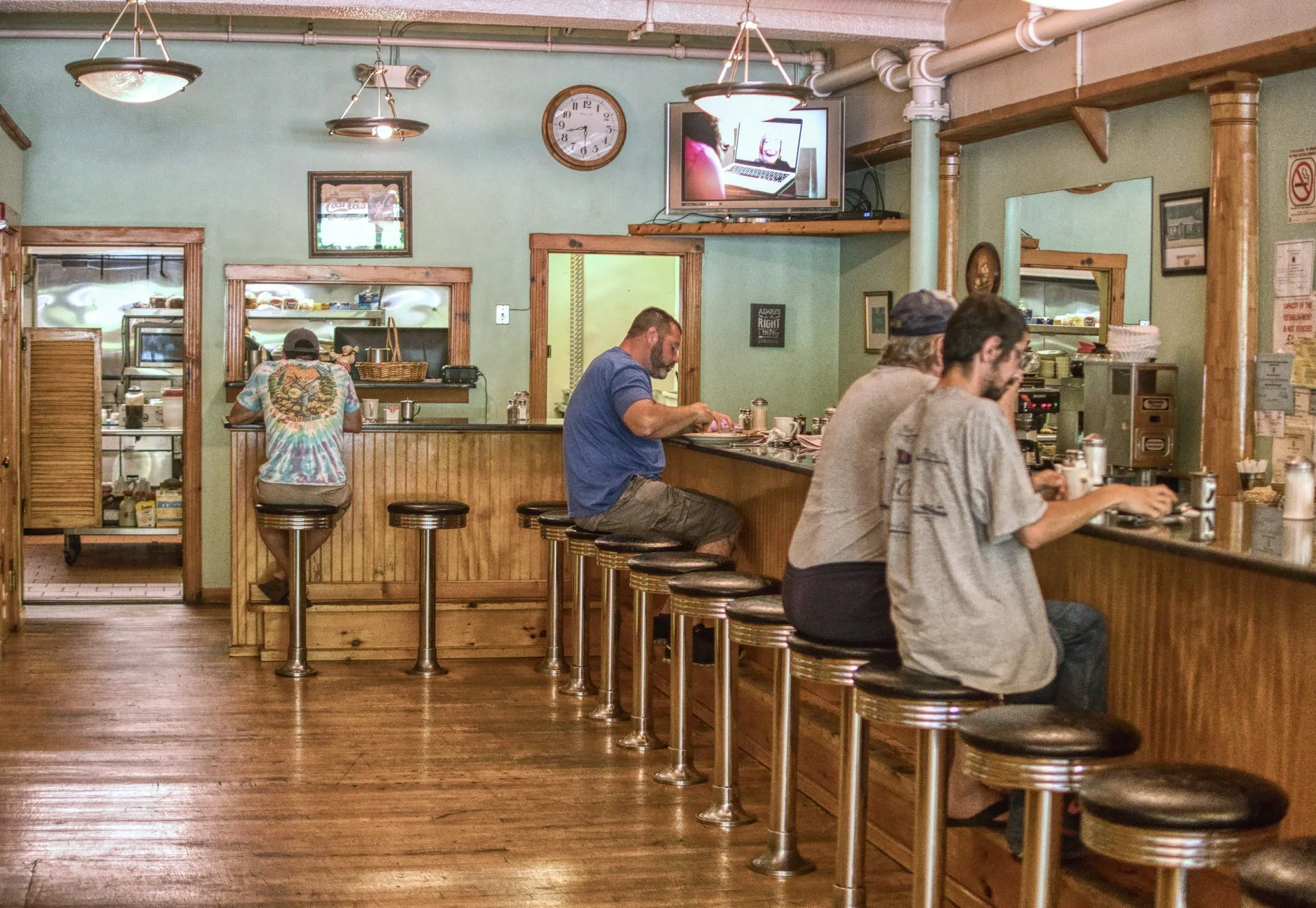 Alan Roseman — Progressive Street