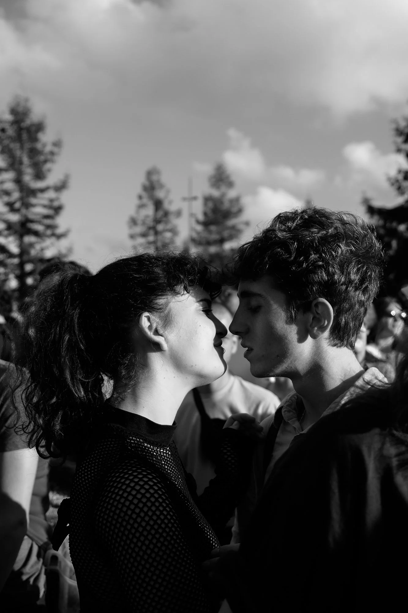 La foule by Aurélien Bomy — Progressive Street