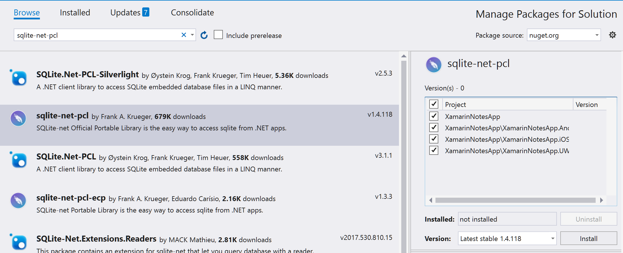 Eduardo Rosas - Local Databases in Xamarin Forms with SQLite