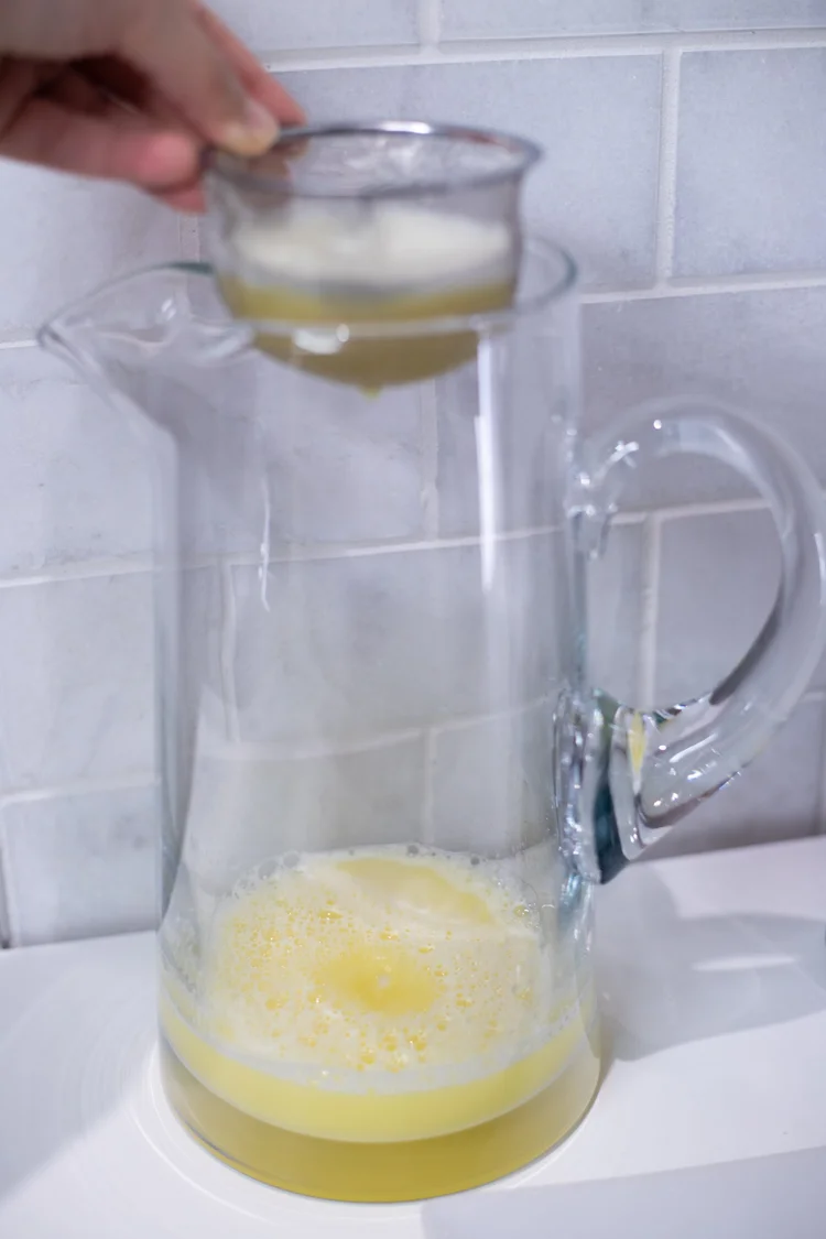 How to make lemon ginger tonic: a wellness recipe