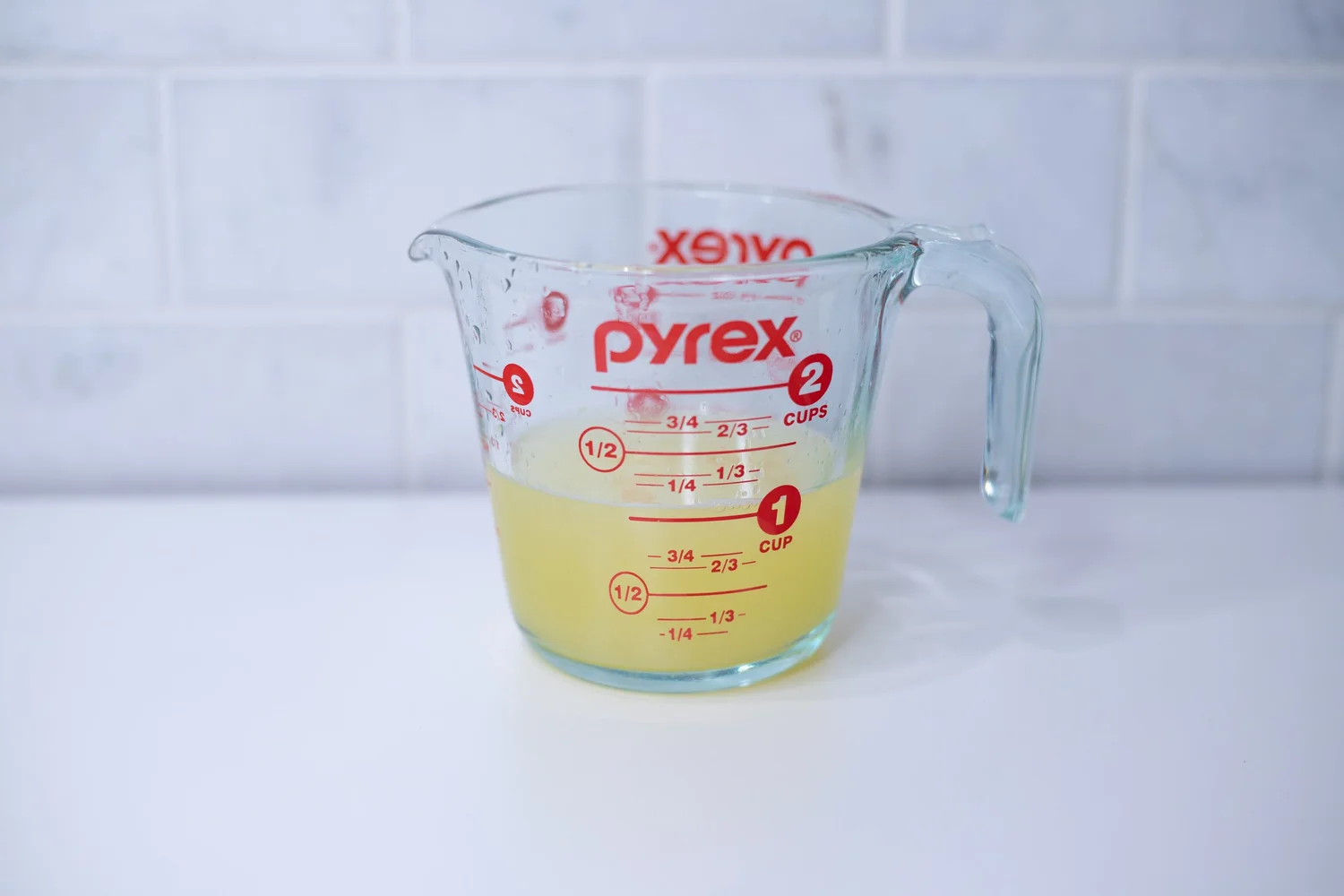 How to make lemon ginger tonic: a wellness recipe