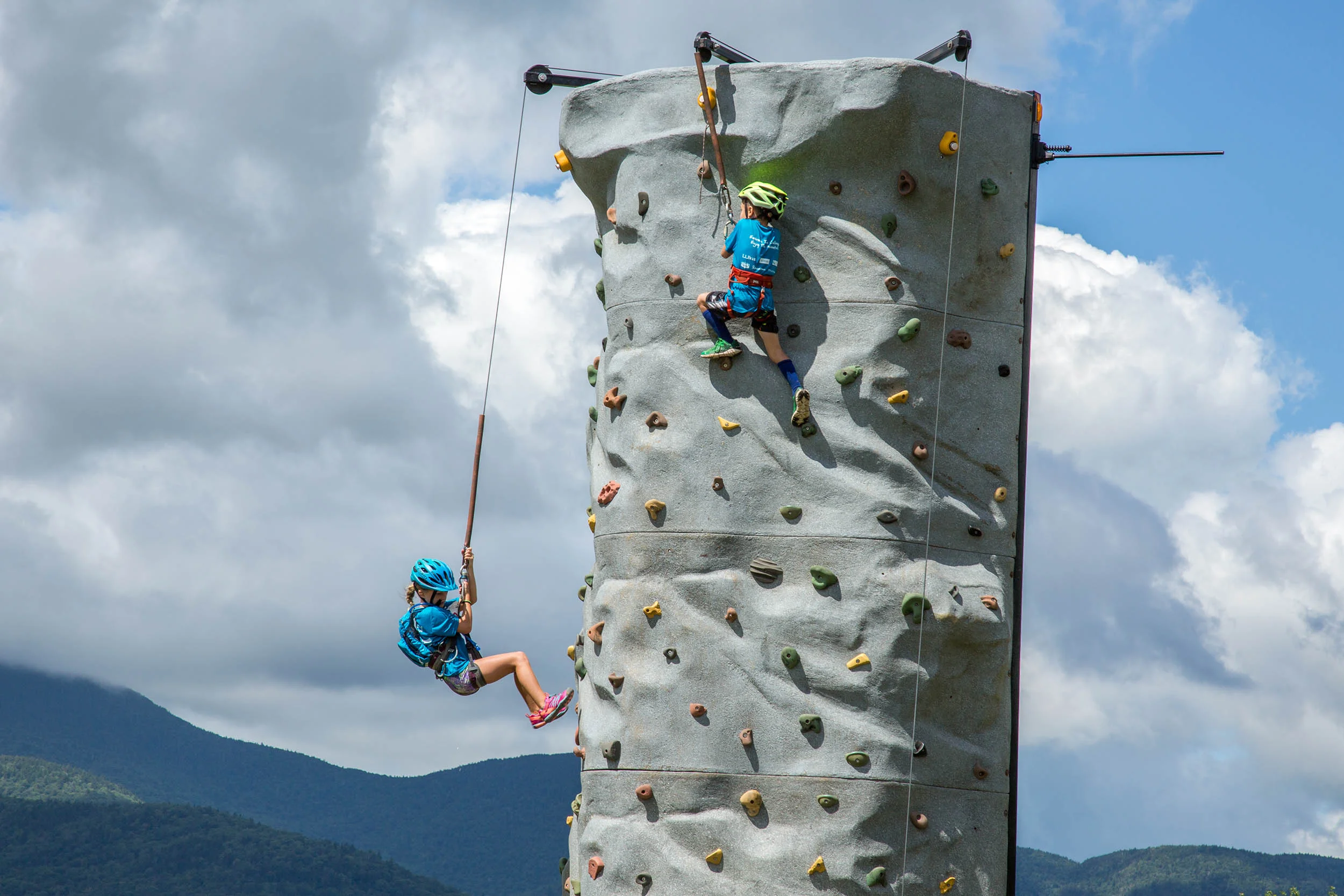 Climbing Wall — Kids Adventure Games