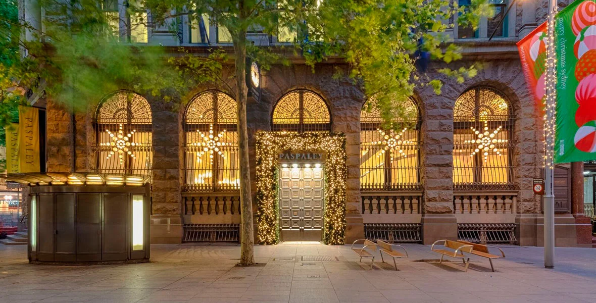 Paspaley festive facade Di Emme