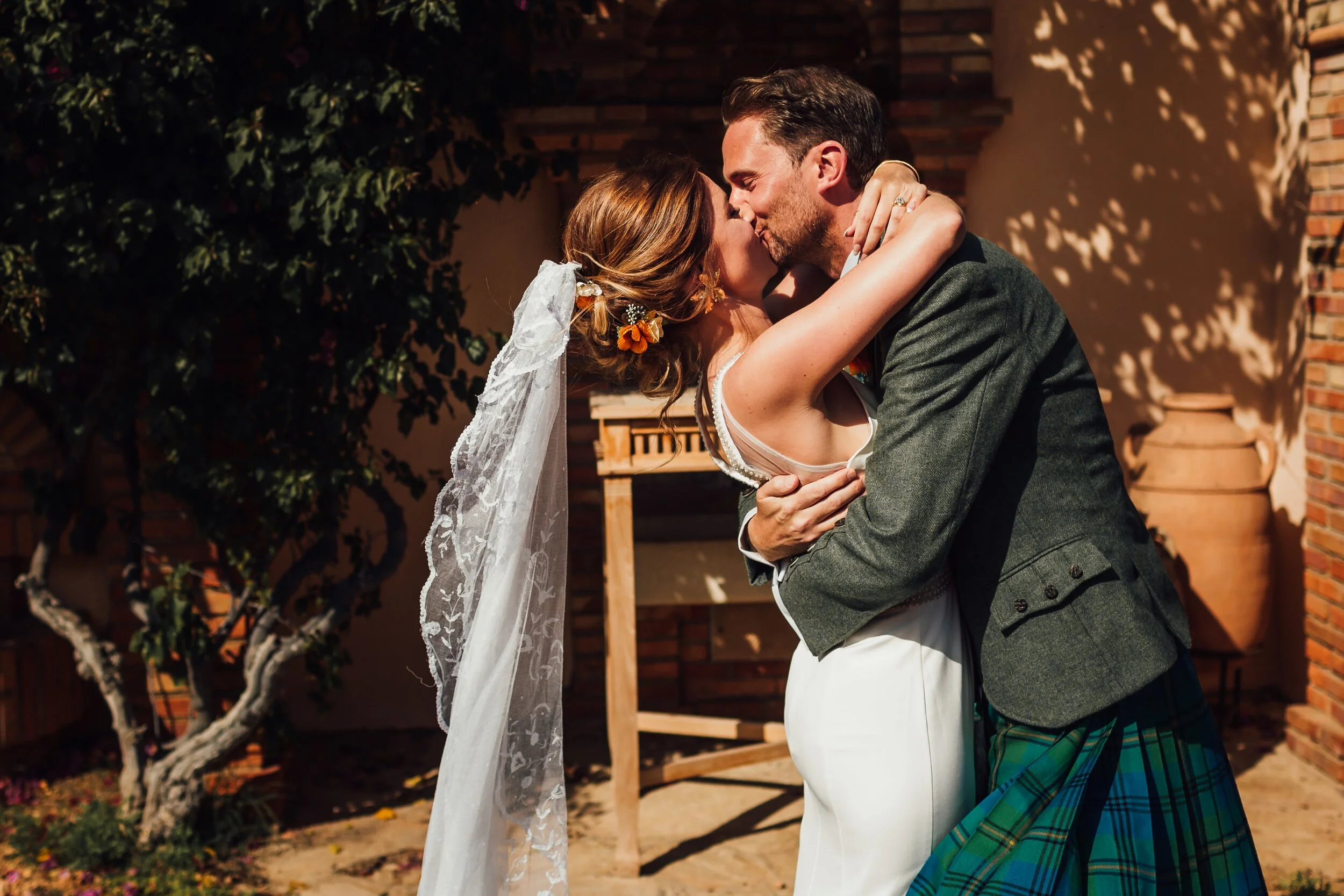 Jo Kemp photography — Colorful Scottish wedding at the Moroccan ...