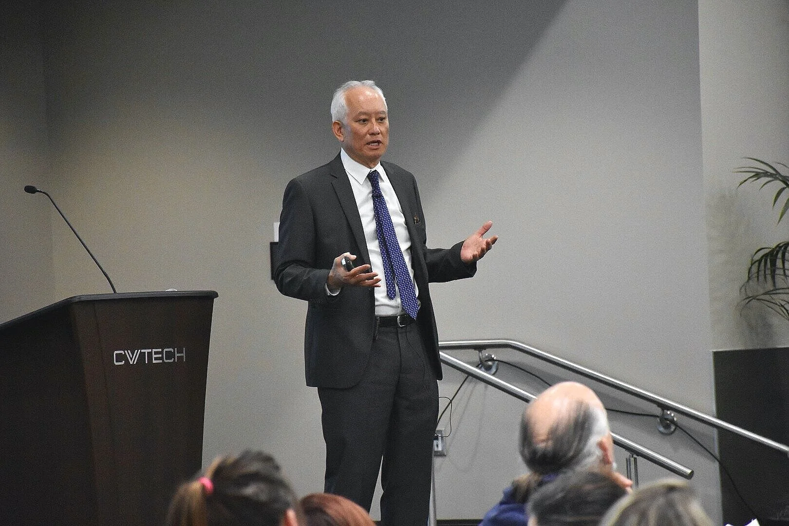 Training — David Mee-Lee, M.D