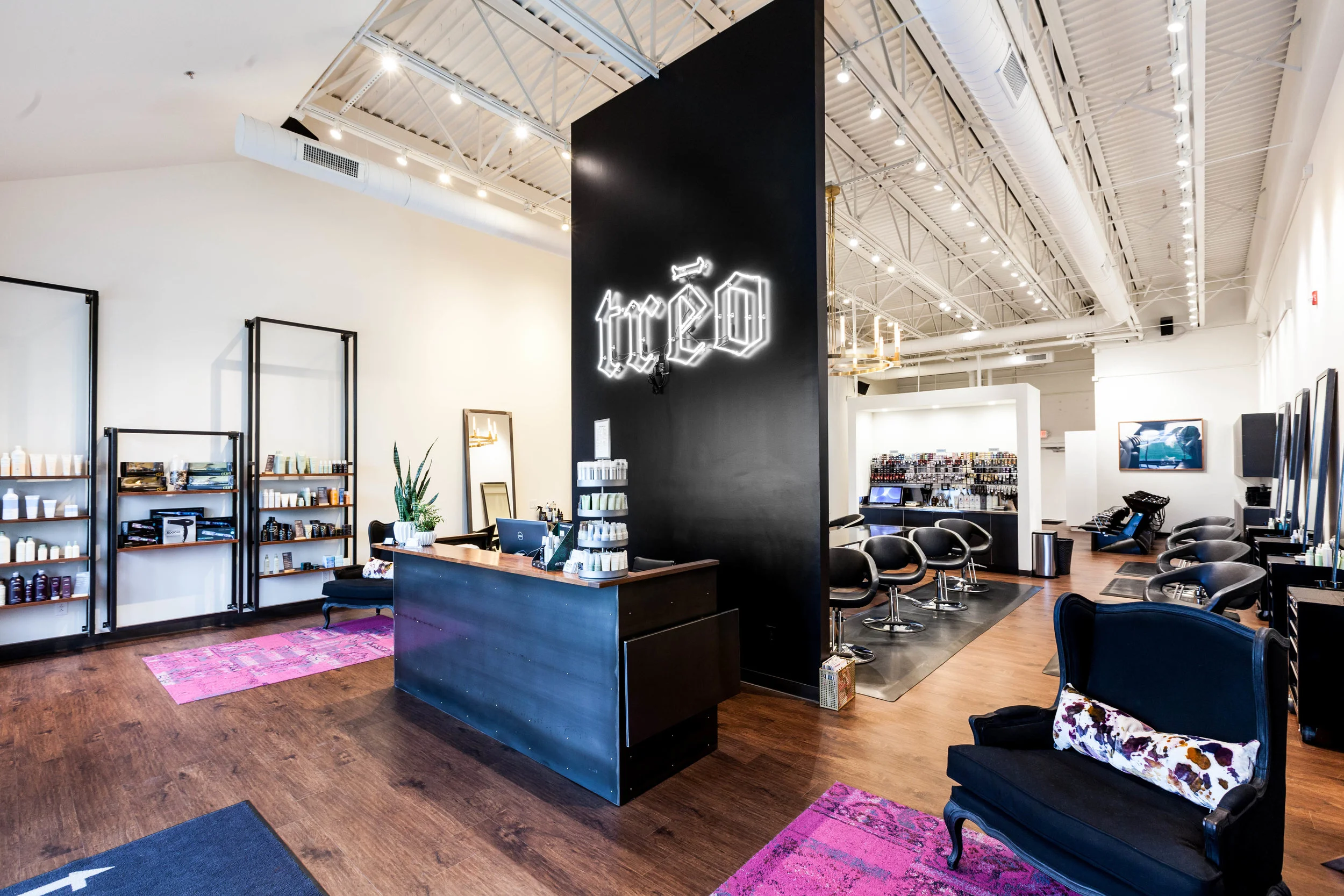 Treo Salon