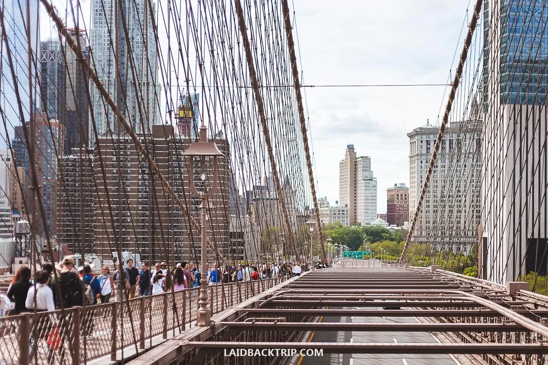 A Guide to Brooklyn Bridge Walk — LAIDBACK TRIP