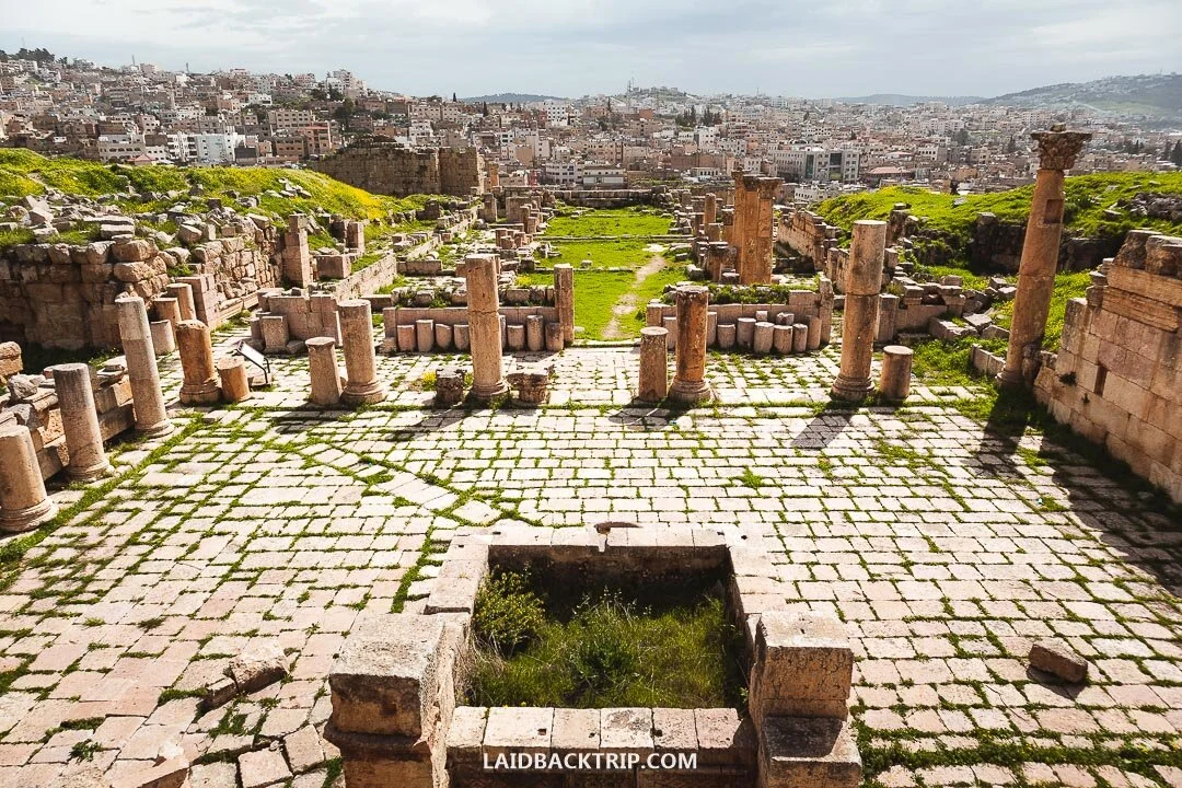 A Complete Guide to Jerash Ruins in Jordan — LAIDBACK TRIP