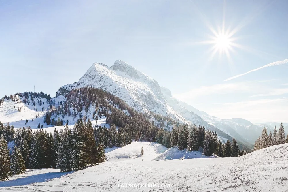 Skiing in Dachstein West Ski Resort in Austria — LAIDBACK TRIP