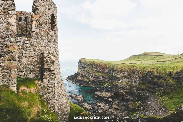 Dunluce Castle: Travel Guide — LAIDBACK TRIP
