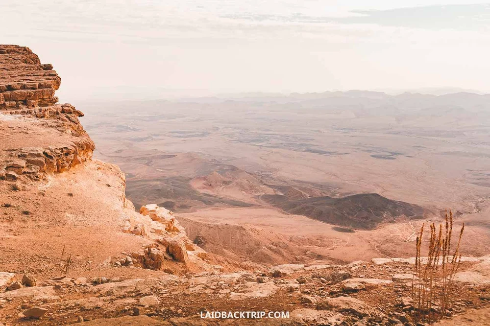 The Ultimate Guide to Makhtesh Ramon in Israel — LAIDBACK TRIP