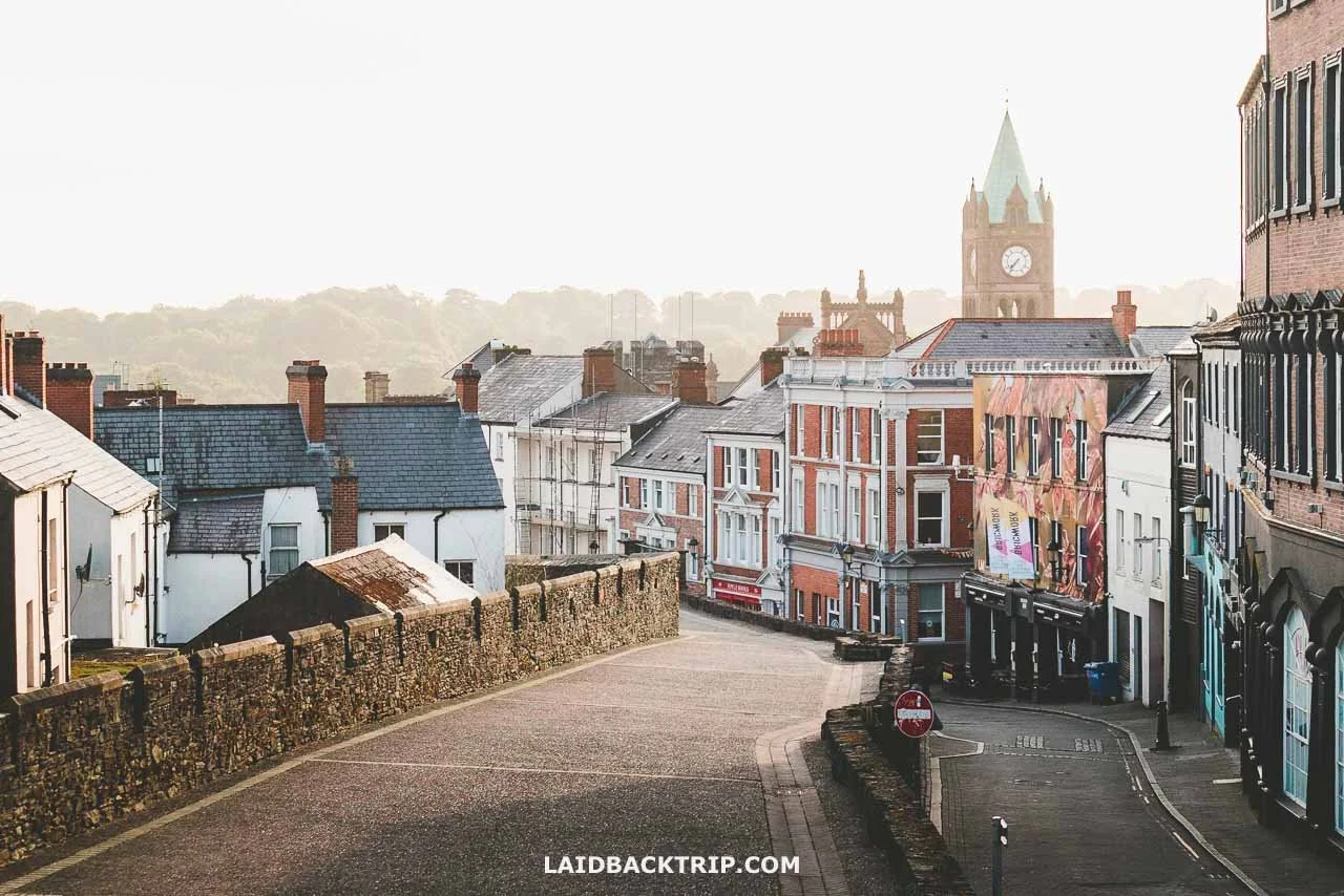 Derry - Londonderry: Travel Guide — LAIDBACK TRIP