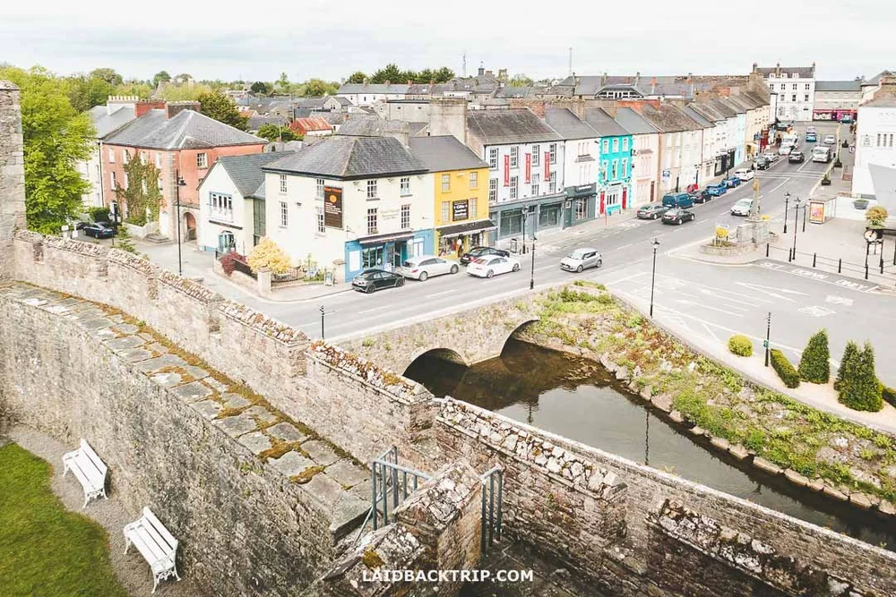 How to Visit Cahir Castle — LAIDBACK TRIP
