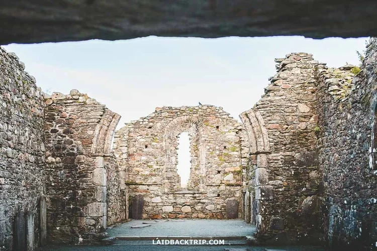 How to Visit Glendalough Monastic Site — LAIDBACK TRIP