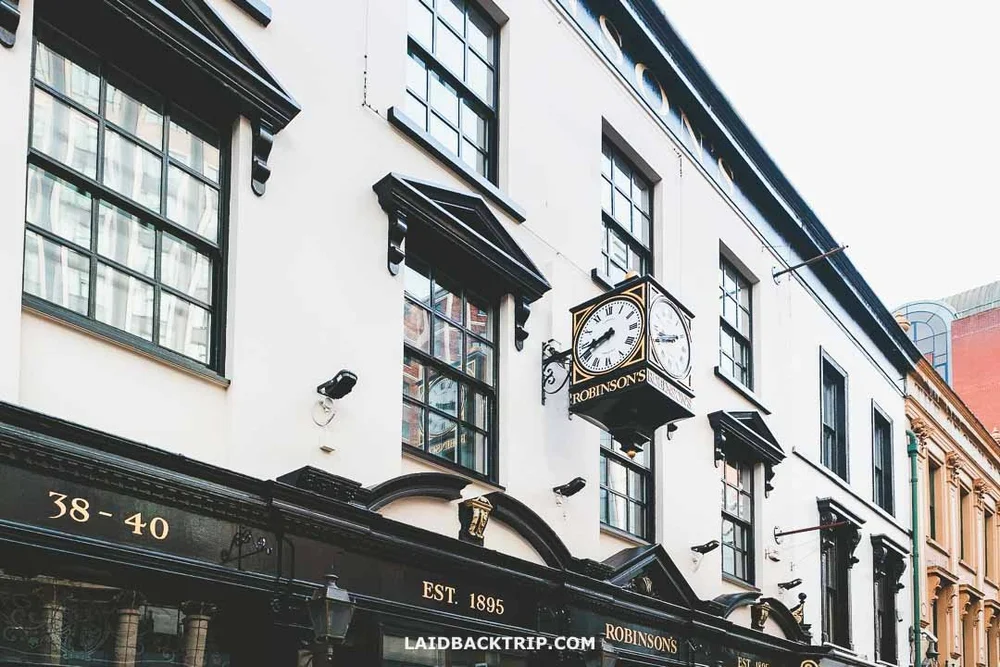 Belfast: The Complete Guide — LAIDBACK TRIP