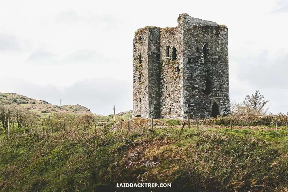 A Guide to Mizen Head — LAIDBACK TRIP