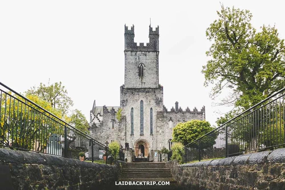 Limerick: Travel Guide — LAIDBACK TRIP
