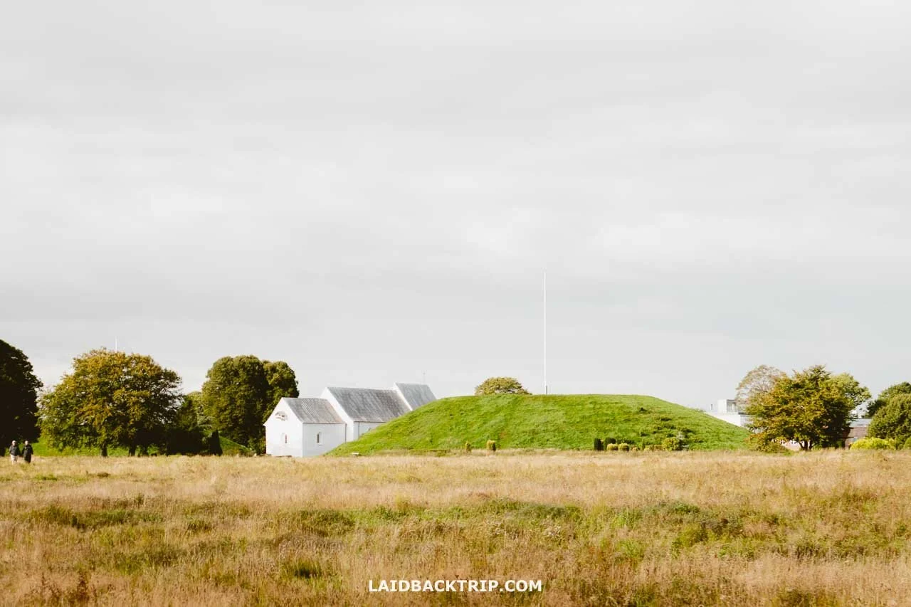 How to Visit Jelling Kongernes and Monuments — LAIDBACK TRIP