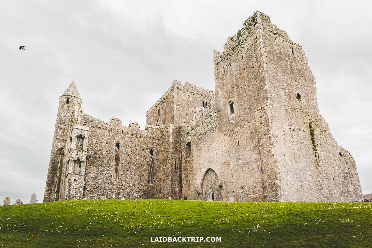 How to Visit the Rock of Cashel — LAIDBACK TRIP