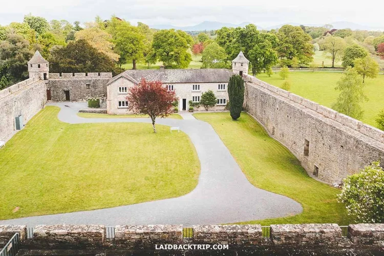 How to Visit Cahir Castle — LAIDBACK TRIP