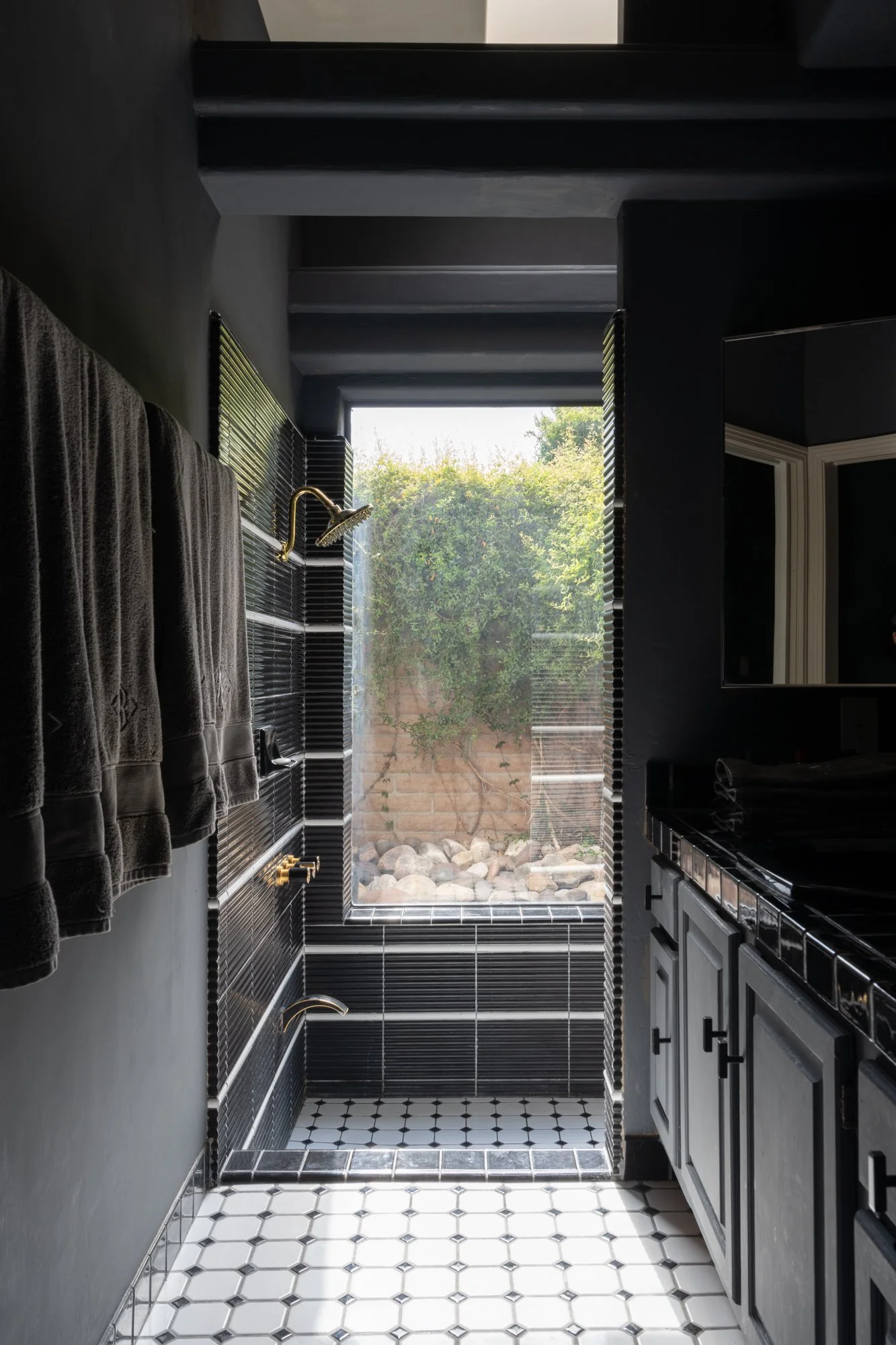 desert home — Craig Nealy Architects LLP