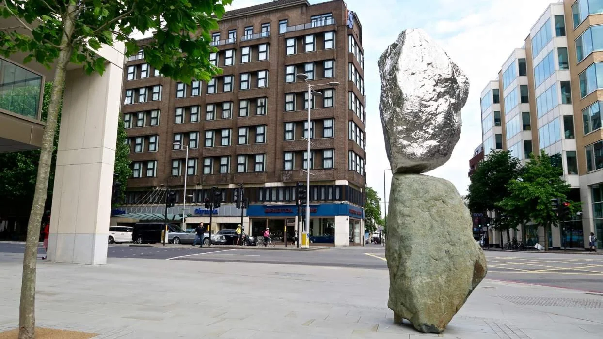 The Artist — The Elizabeth Landmark