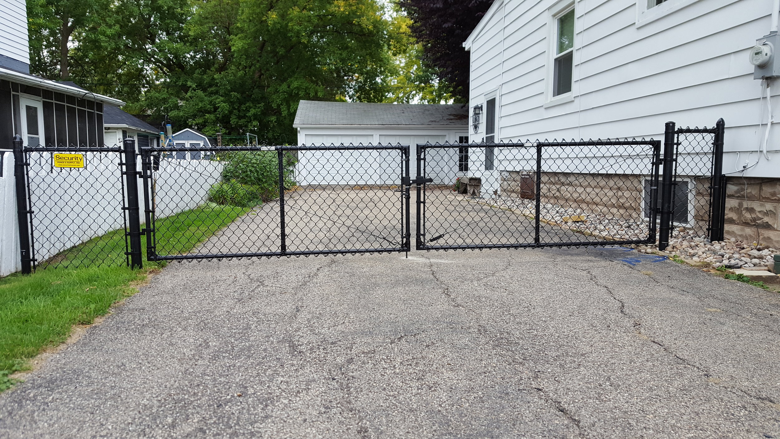 Chain Link Fence Driveway Gate