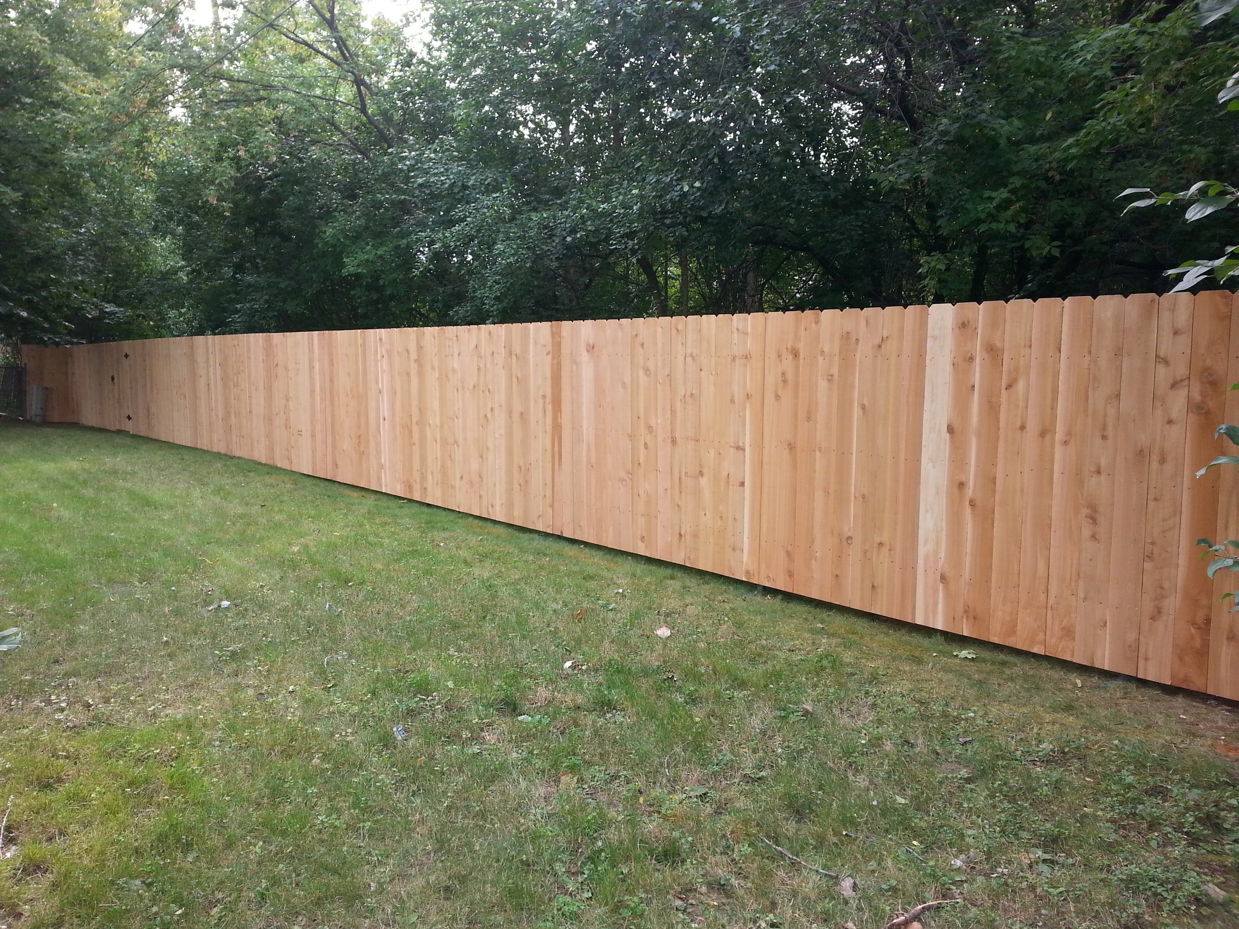 Wood Fence Images — Security Fence & Supply Co., Inc.