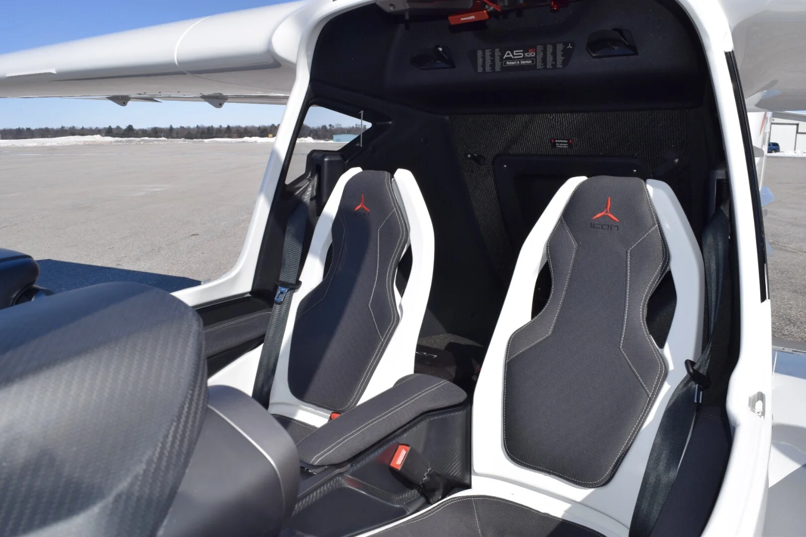 Icon A5 Interior