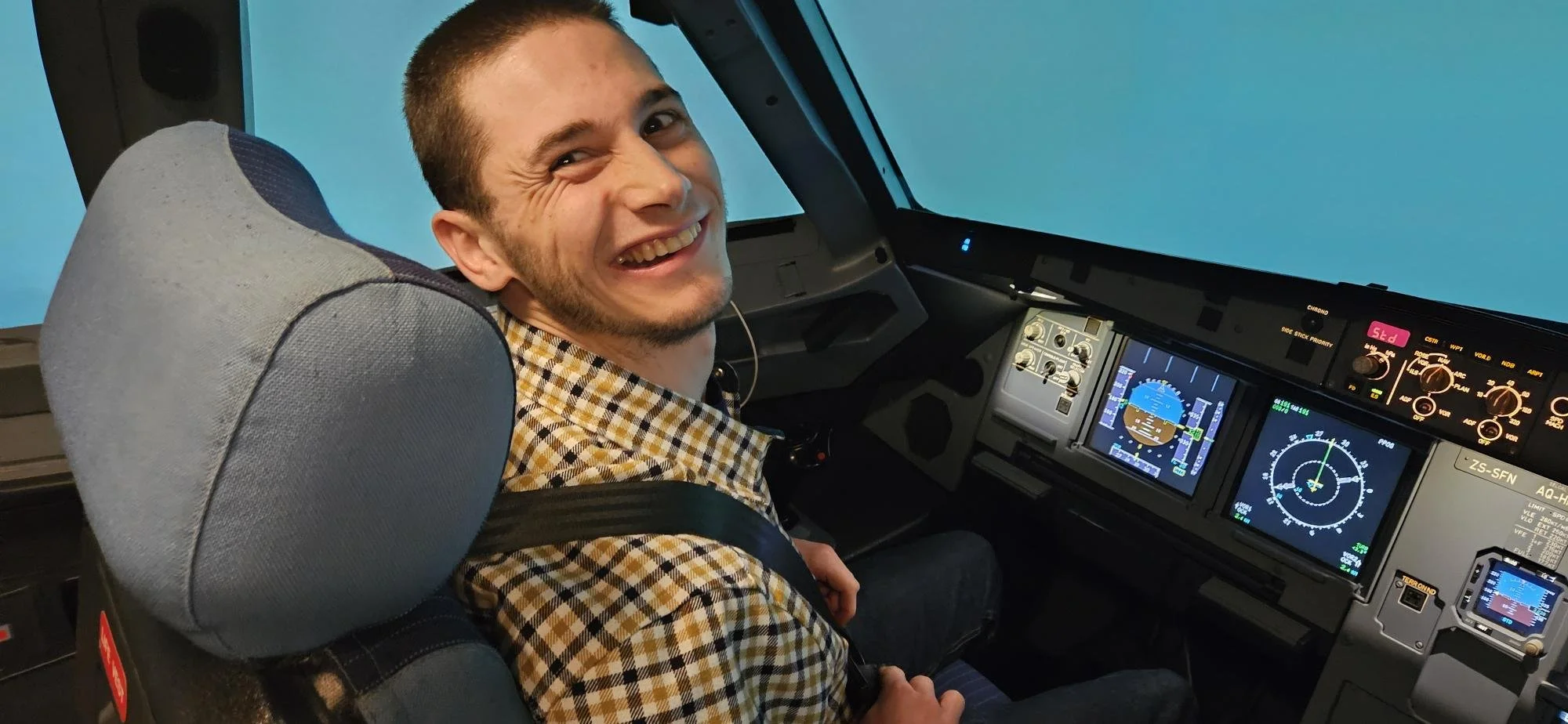 Disabled pilots fly Avion’s revolutionary A320 Flight Simulator ...