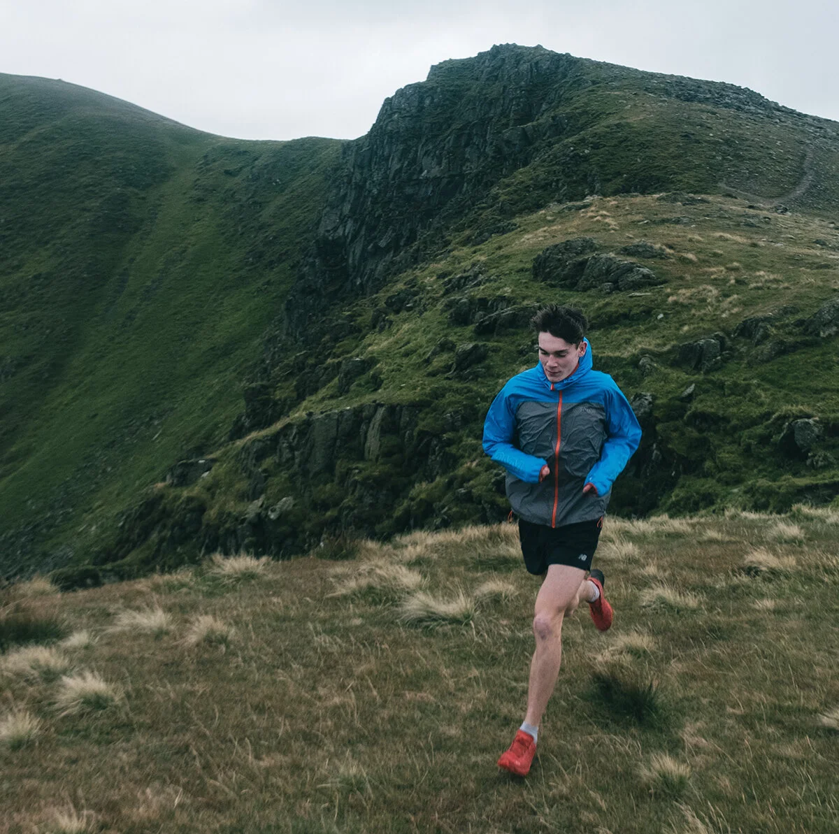 Matt Knowles to complete an 80 km swim-run challenge around the Lake ...