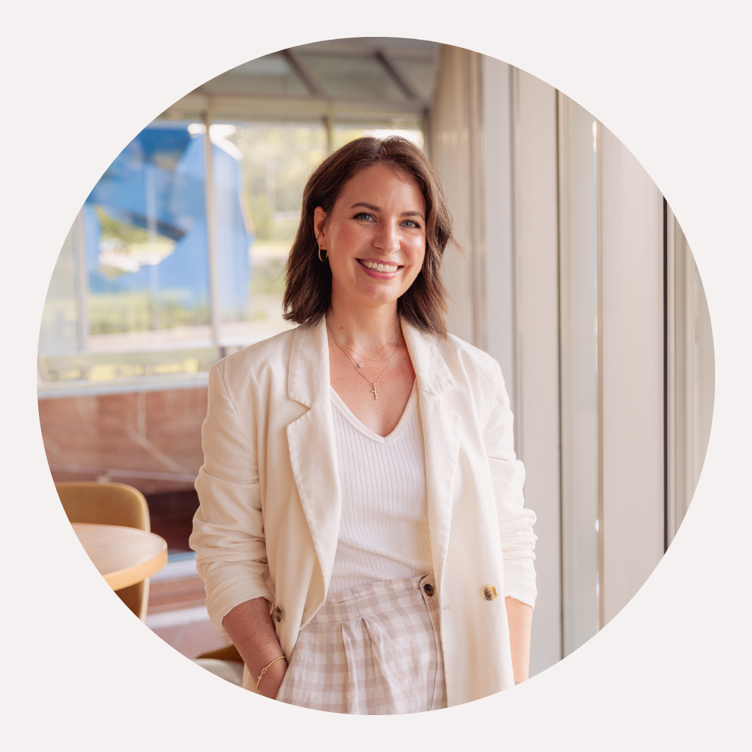 Julia Hogan-Werner, LCPC